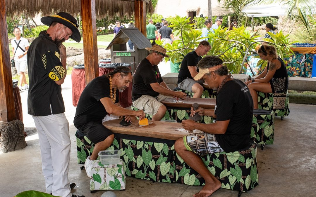 Hawaiian poi making - polynesia.com | blog
